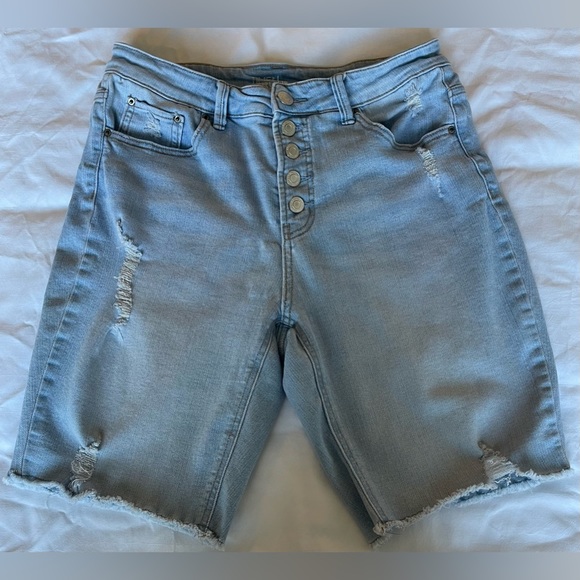 Time and Tru | Shorts | Time Tru Women High Rise Button Fly Light Blue ...